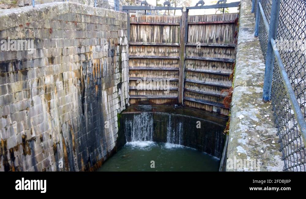Hydraulic lock gates Stock Videos & Footage - HD and 4K Video Clips - Alamy