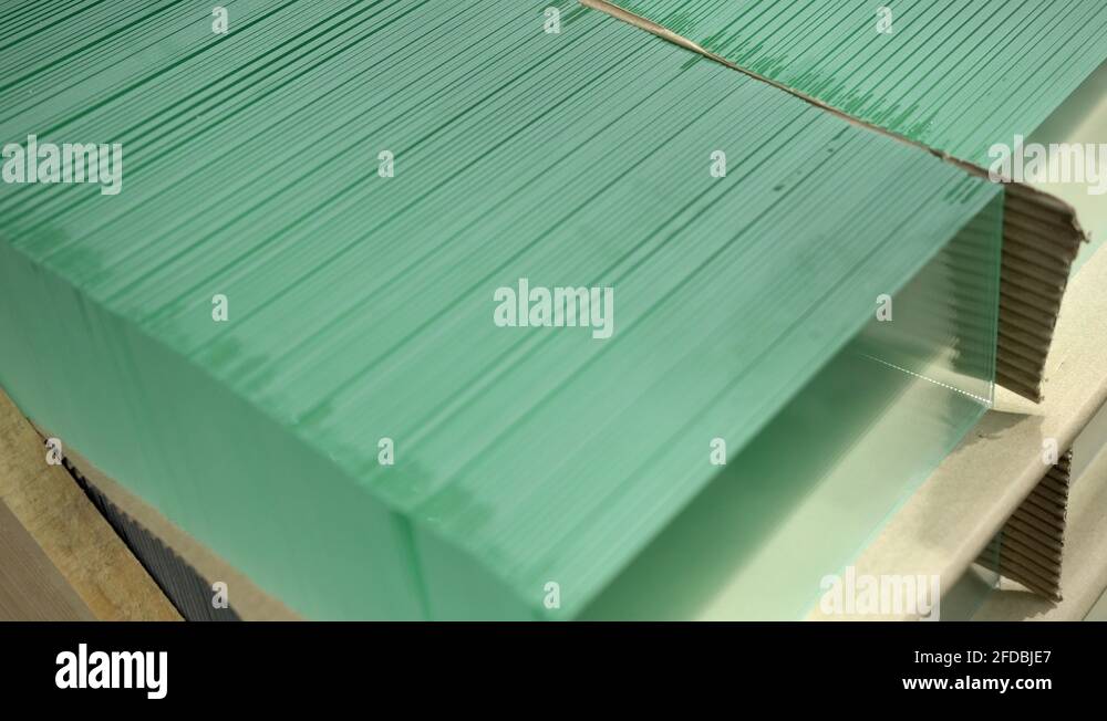 Square shaped glass Stock Videos & Footage - HD and 4K Video Clips - Alamy