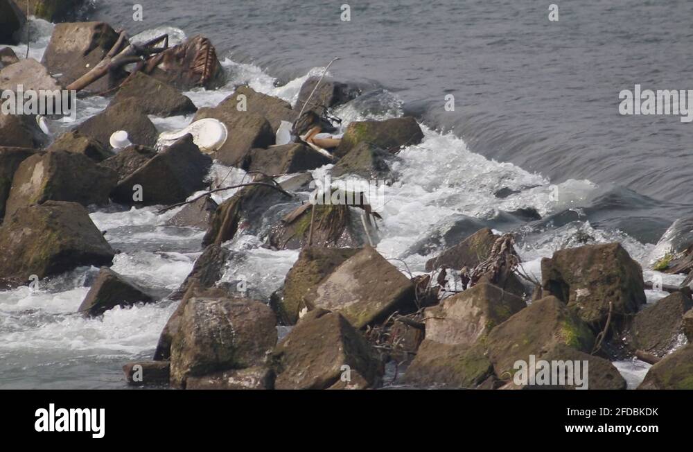 Water flow dam Stock Videos & Footage - HD and 4K Video Clips - Alamy