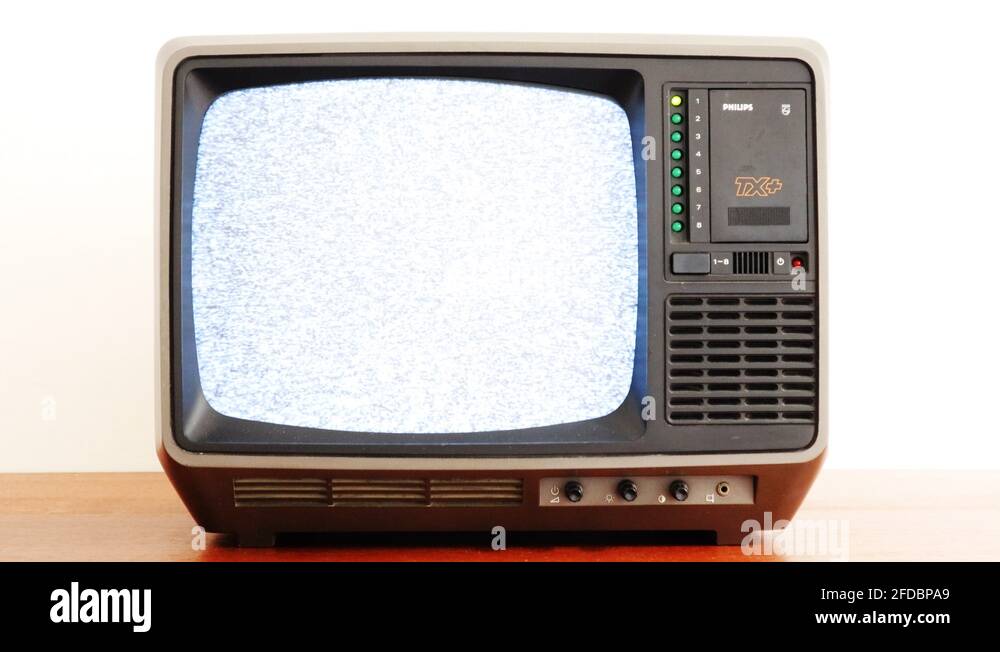 Retro tv 1970's Stock Videos & Footage - HD and 4K Video Clips - Alamy