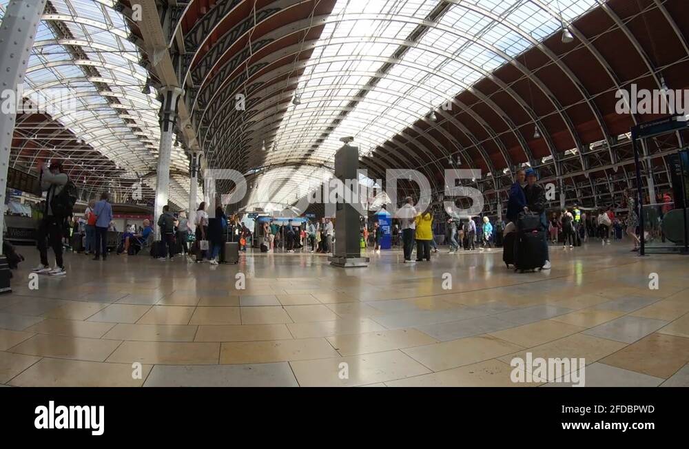 Crowded rail station london Stock Videos & Footage - HD and 4K Video ...