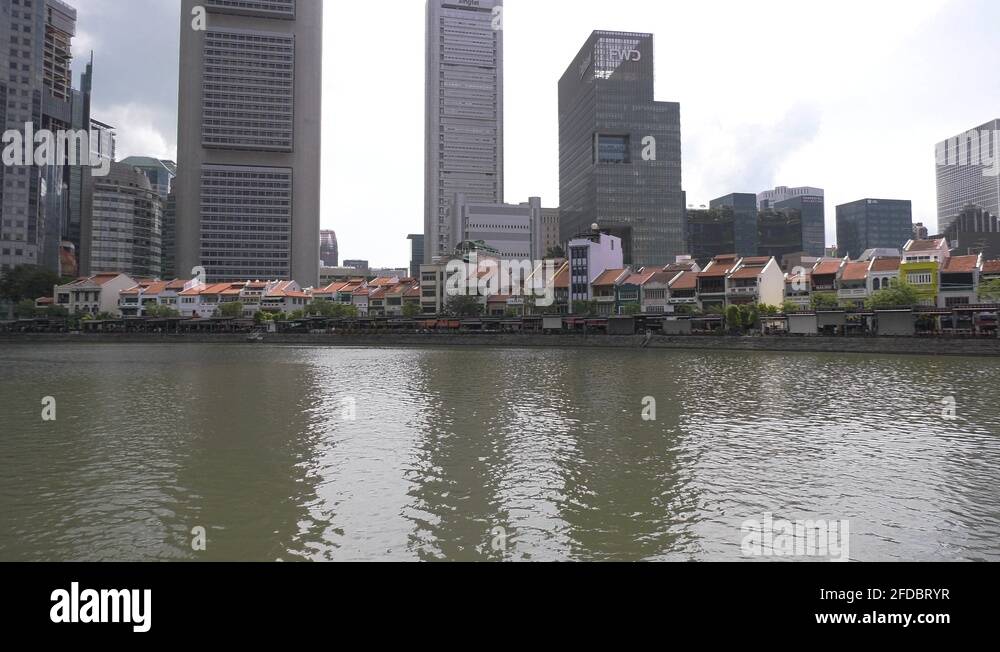 A full view of the Singapore river facing Boat Quay riverside pubs ...