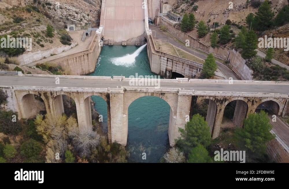 Cross van Stock Videos & Footage - HD and 4K Video Clips - Alamy