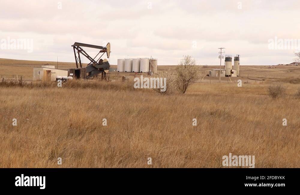 Drilling rig in wyoming Stock Videos & Footage - HD and 4K Video Clips ...