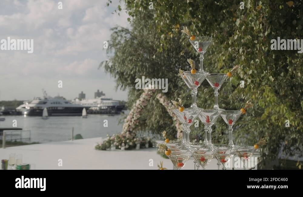 Martini shape Stock Videos & Footage - HD and 4K Video Clips - Alamy