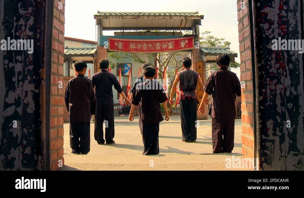 Group fighting Stock Videos & Footage - HD and 4K Video Clips - Alamy