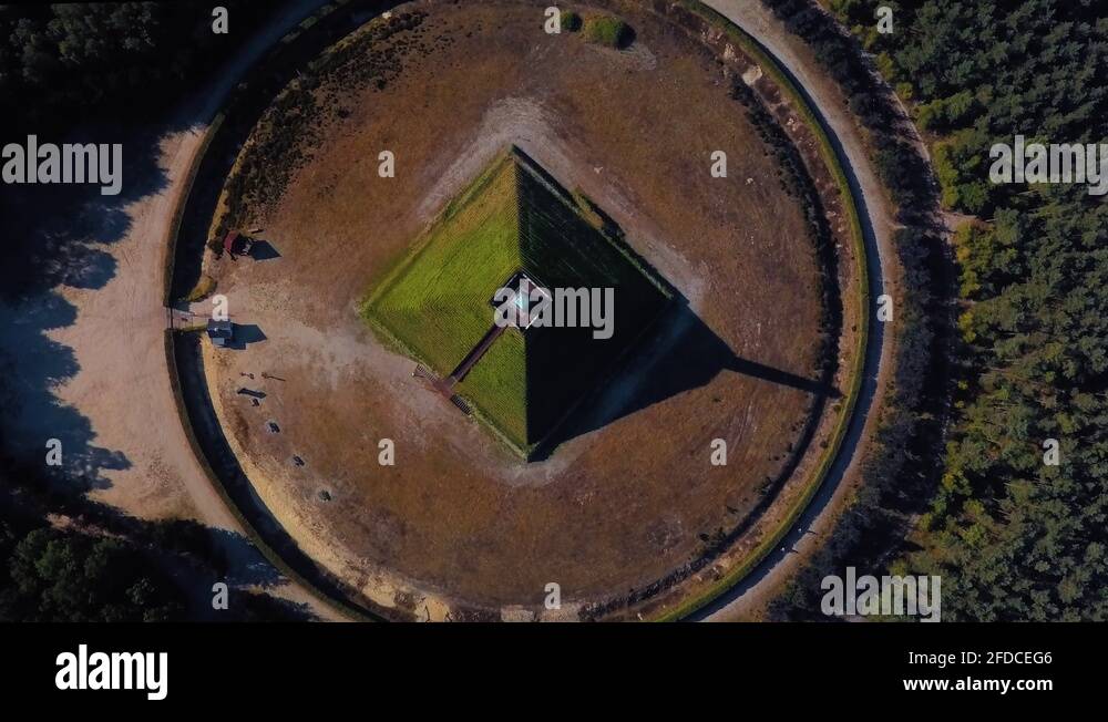 Pyramid aerial view Stock Videos & Footage - HD and 4K Video Clips - Alamy