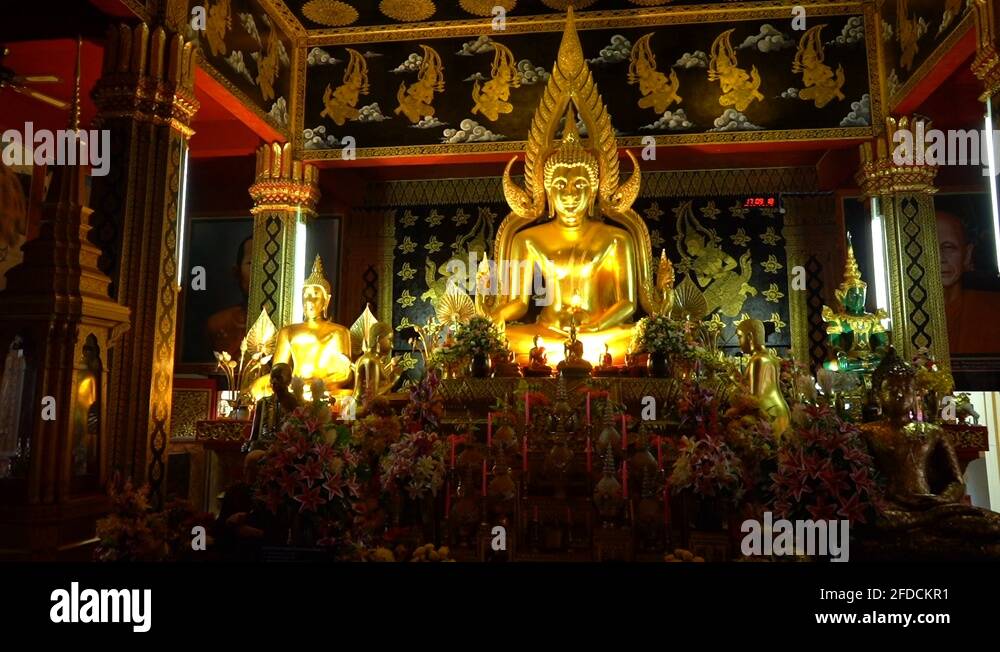Altar thailand Stock Videos & Footage - HD and 4K Video Clips - Alamy