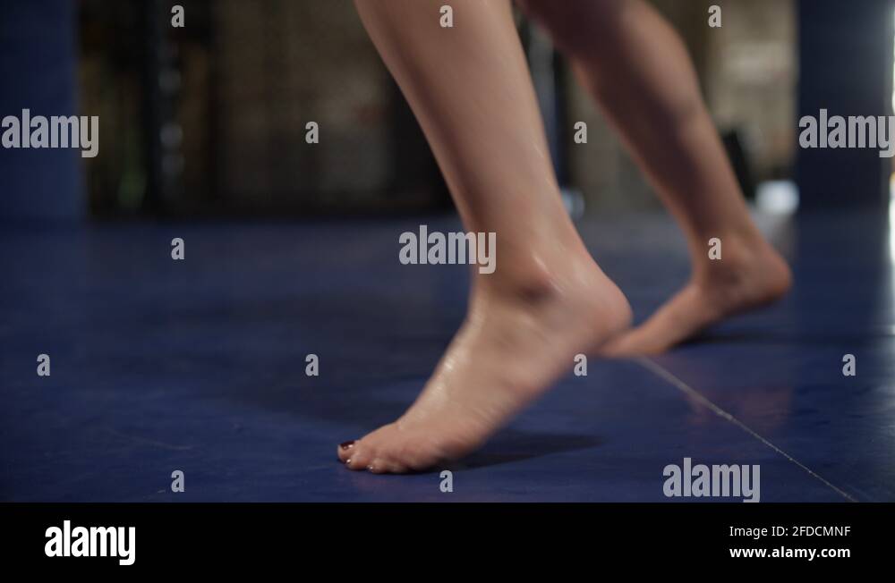 Female mma fighters Stock Videos & Footage - HD and 4K Video Clips - Alamy