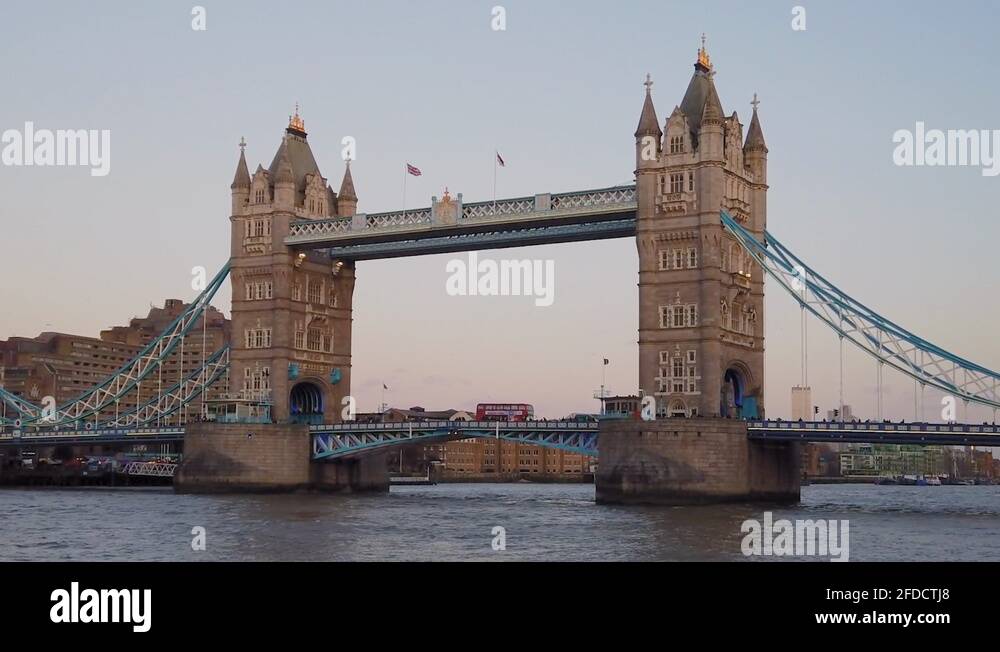 Iconic british bridge Stock Videos & Footage - HD and 4K Video Clips ...