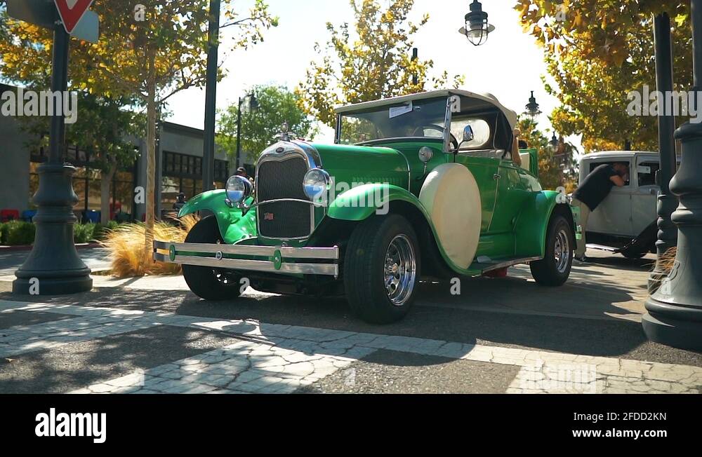 Green convertible Stock Videos & Footage - HD and 4K Video Clips - Alamy