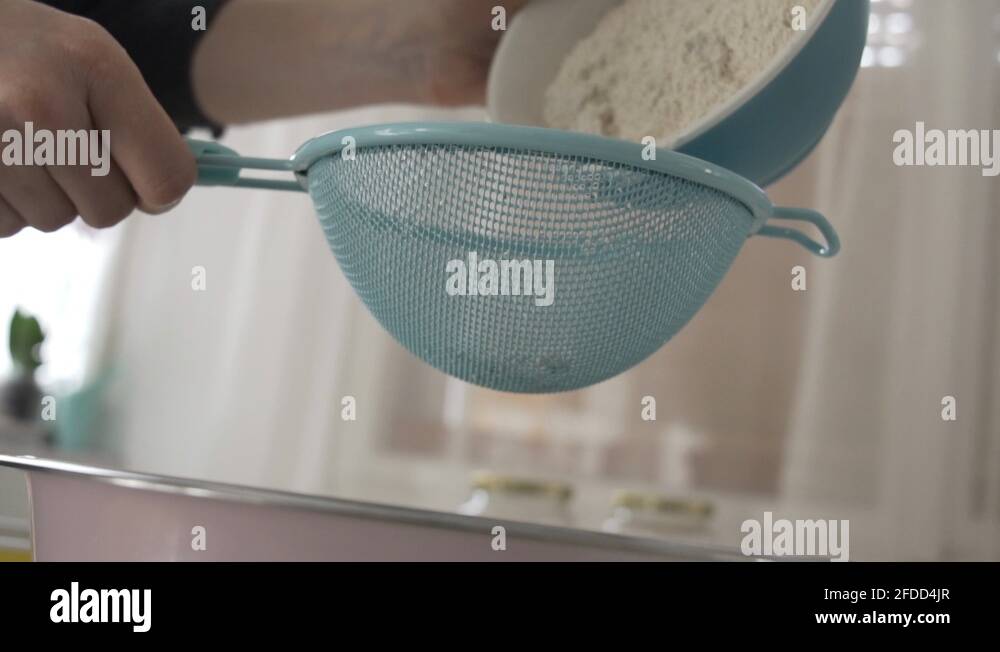 Flour preparation Stock Videos & Footage - HD and 4K Video Clips - Alamy
