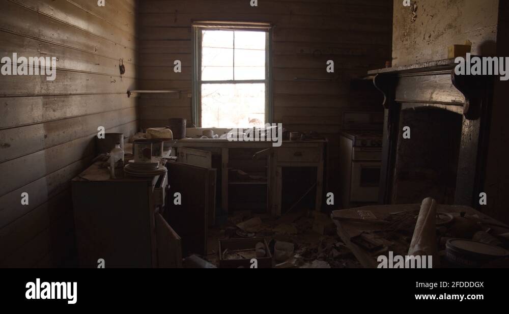 Messy old kitchen Stock Videos & Footage - HD and 4K Video Clips - Alamy