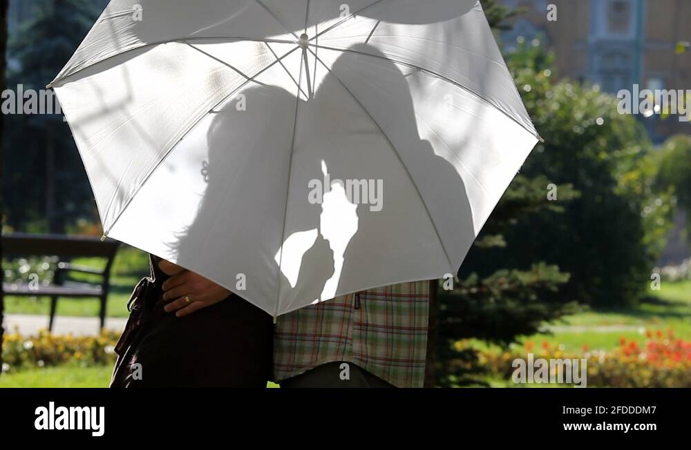 Shadow kiss Stock Videos & Footage - HD and 4K Video Clips - Alamy