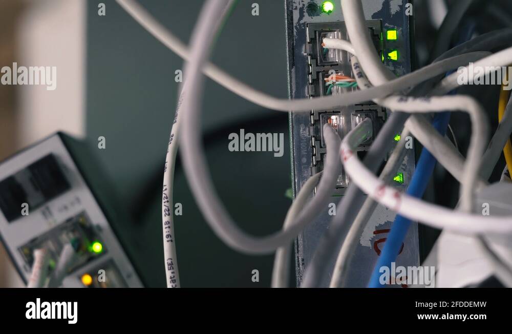 Router computer network Stock Videos & Footage - HD and 4K Video Clips ...