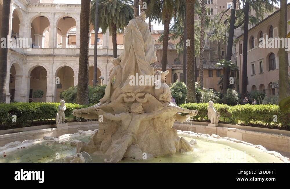 Palazzo venezia rome Stock Videos & Footage - HD and 4K Video Clips - Alamy