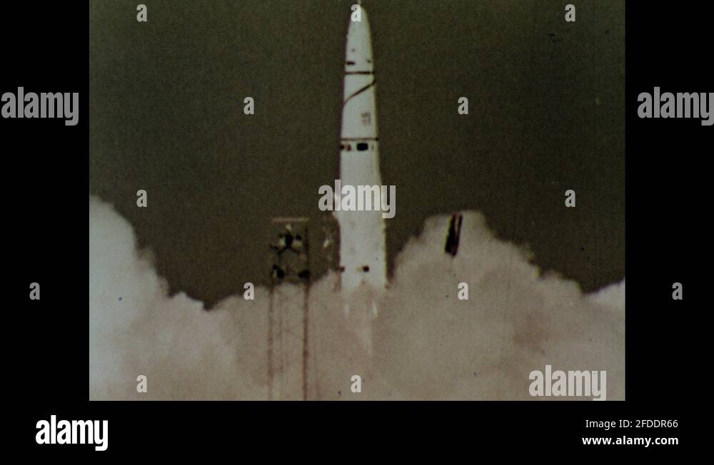 Model rocket 1950s Stock Videos & Footage - HD and 4K Video Clips - Alamy