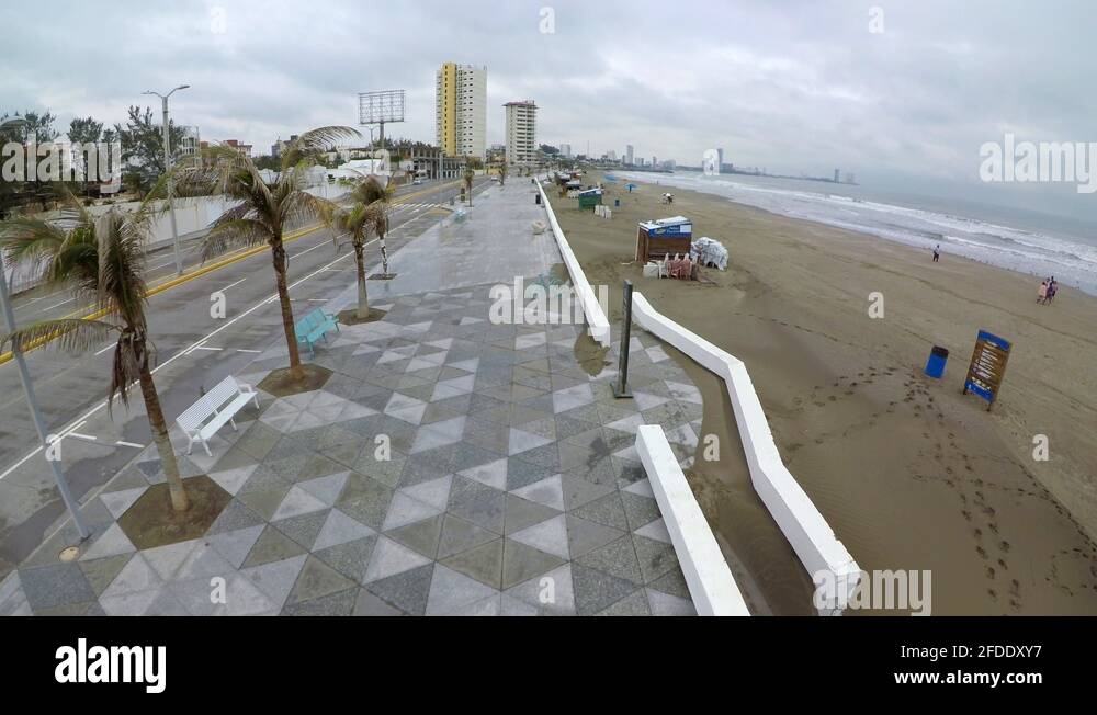 Desert dock Stock Videos & Footage - HD and 4K Video Clips - Alamy