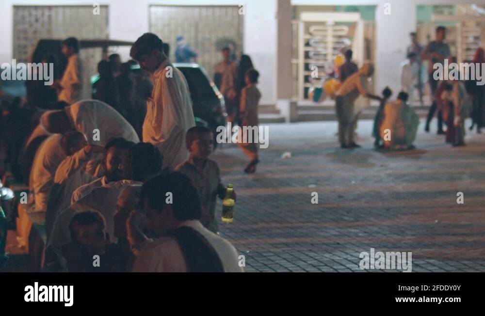 Time poor people Stock Videos & Footage - HD and 4K Video Clips - Alamy