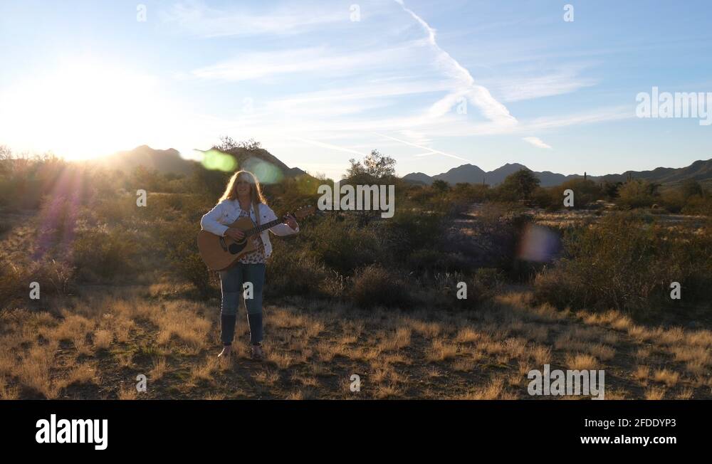 Standing lady Stock Videos & Footage - HD and 4K Video Clips - Alamy