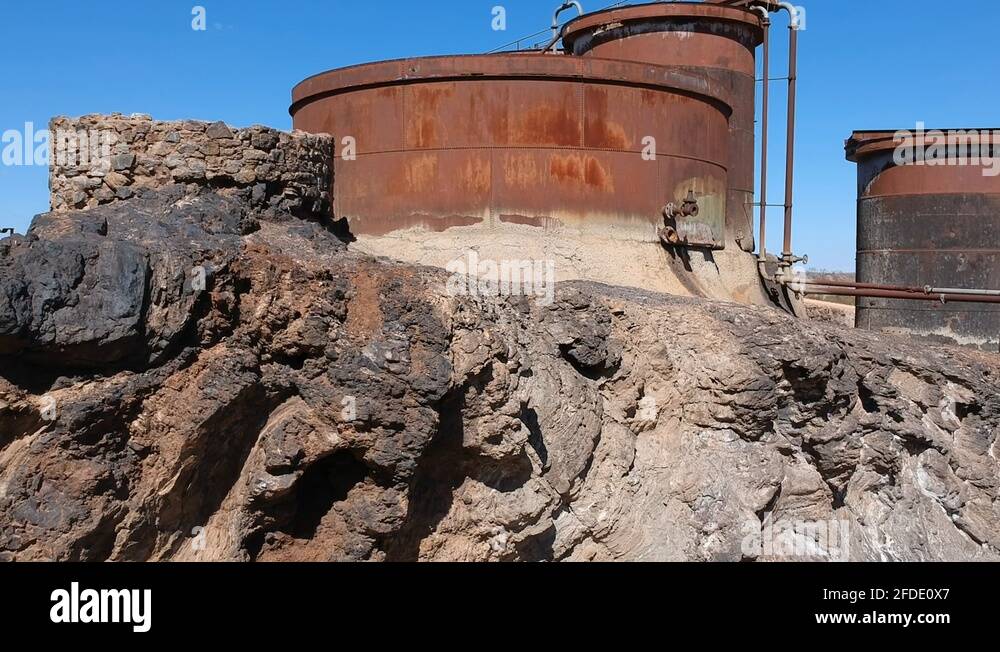 Old water tanks Stock Videos & Footage - HD and 4K Video Clips - Alamy