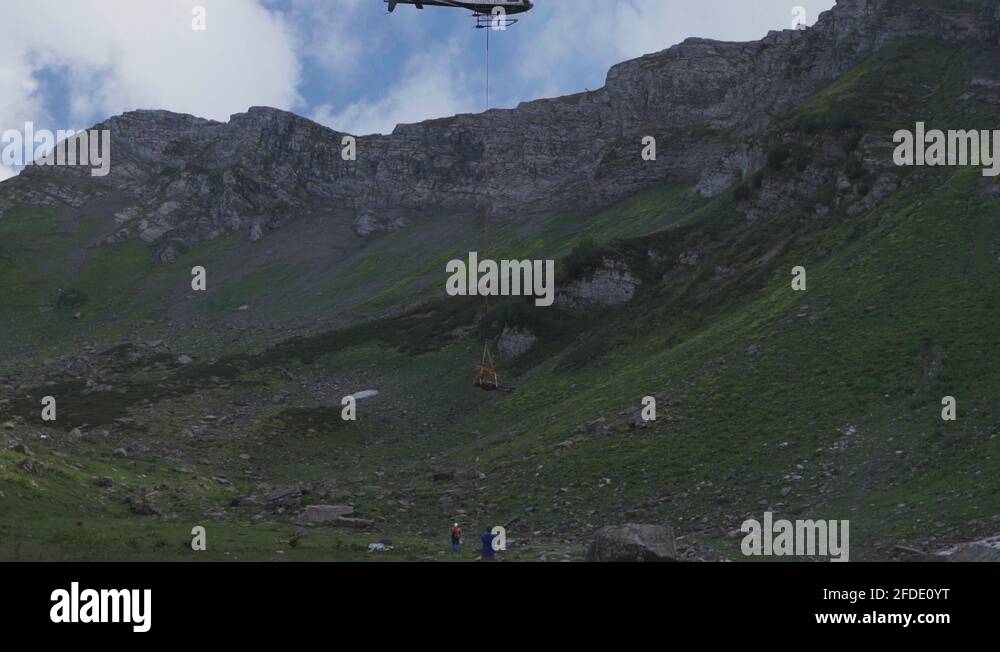Sos helicopter Stock Videos & Footage - HD and 4K Video Clips - Alamy