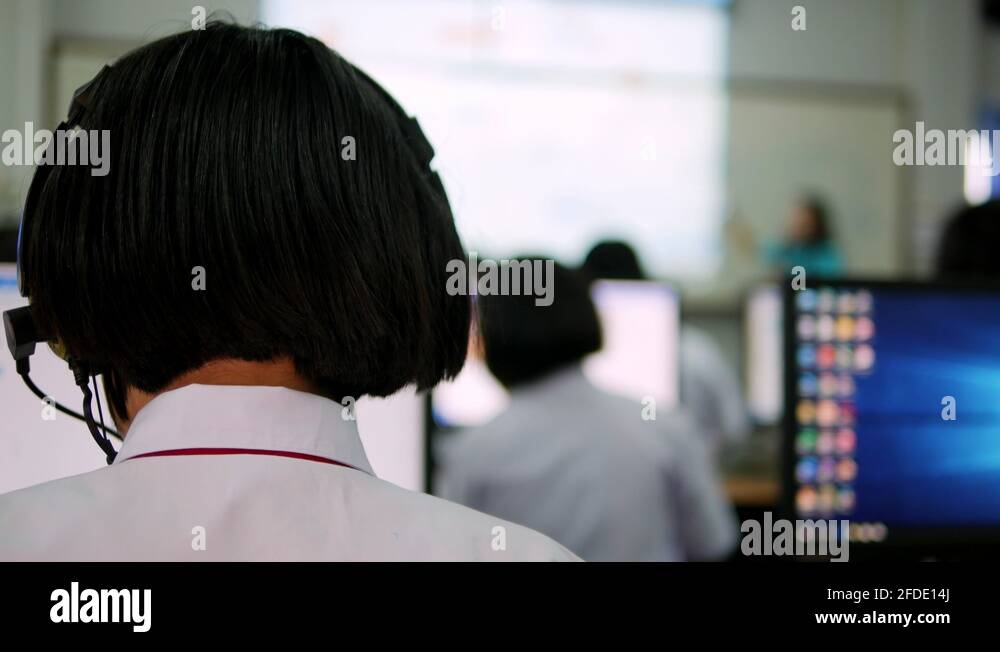 Students computers studying school Stock Videos & Footage - HD and 4K Video Clips - Alamy