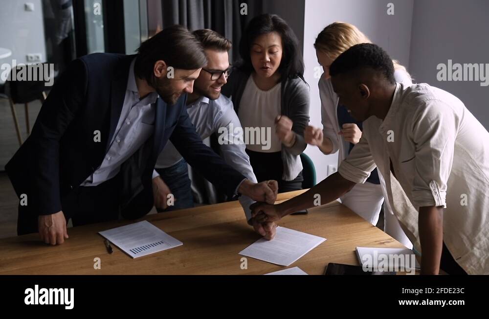 Leader building Stock Videos & Footage - HD and 4K Video Clips - Alamy
