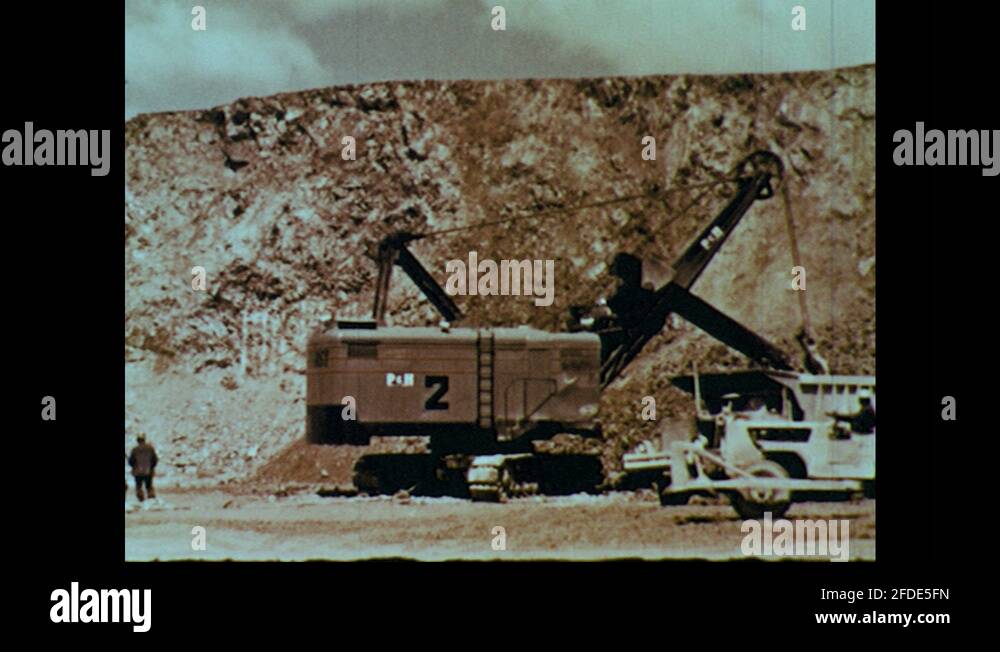 Men in mine Stock Videos & Footage - HD and 4K Video Clips - Alamy