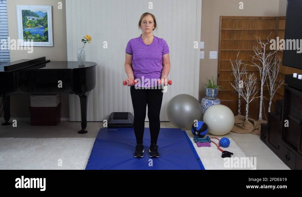 Long dumbbell Stock Videos & Footage - HD and 4K Video Clips - Alamy