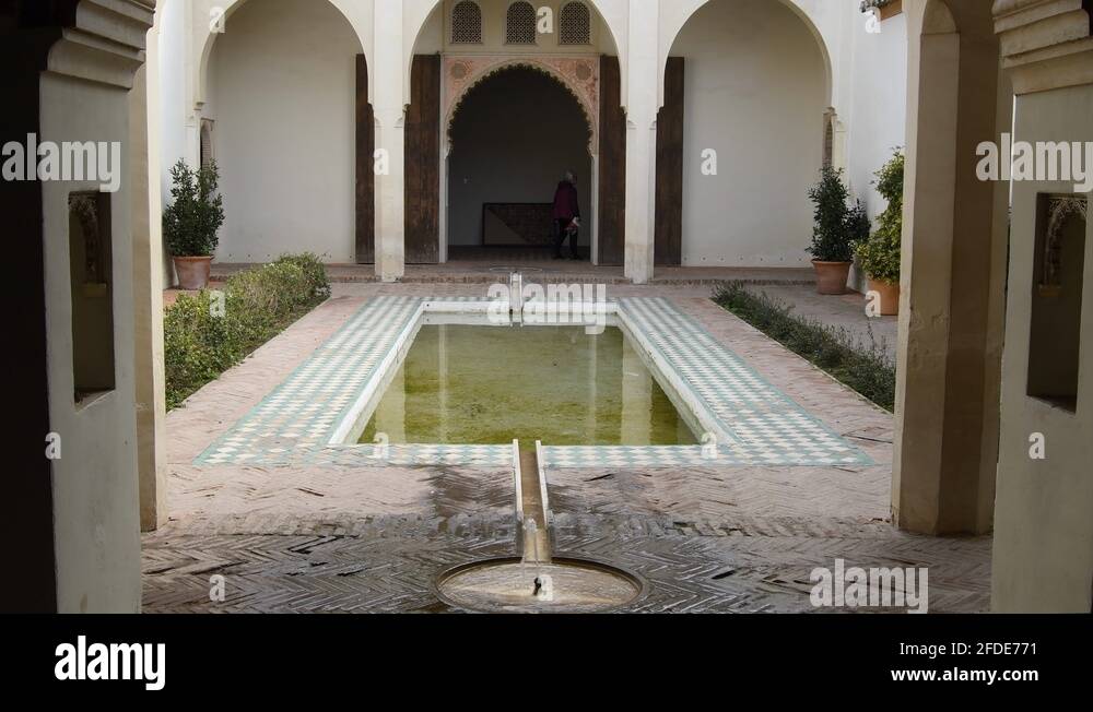 Muslim courtyard Stock Videos & Footage - HD and 4K Video Clips - Alamy
