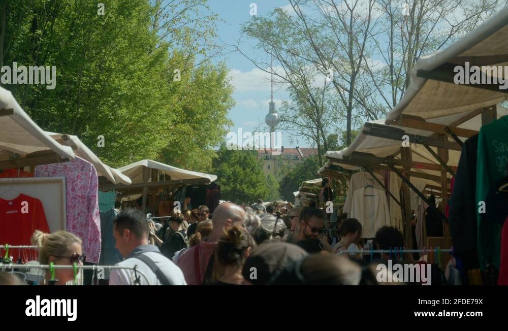 Mauerpark market Stock Videos & Footage - HD and 4K Video Clips - Alamy