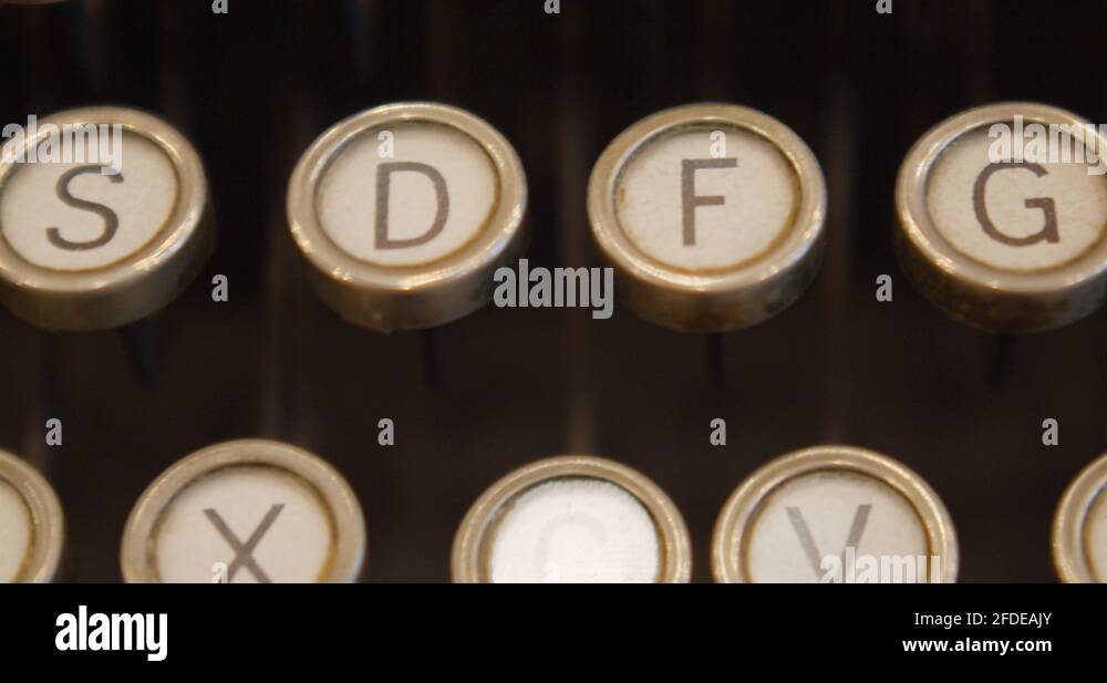 Retro typeset Stock Videos & Footage - HD and 4K Video Clips - Alamy