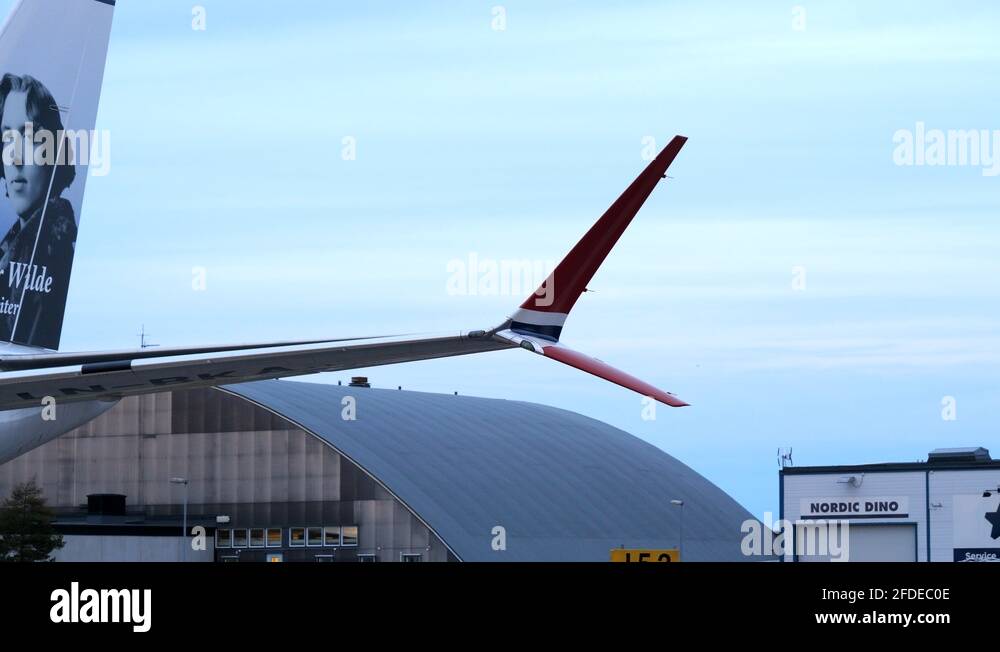 Efficient aircraft Stock Videos & Footage - HD and 4K Video Clips - Alamy