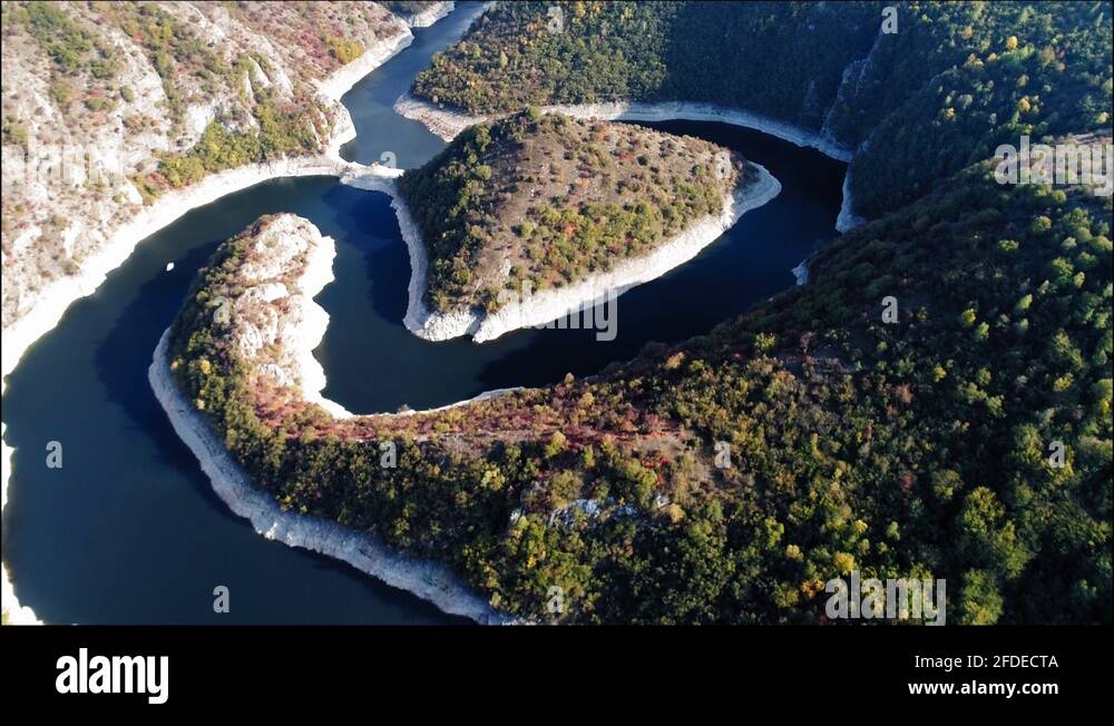 Oxbow lake aerial Stock Videos & Footage - HD and 4K Video Clips - Alamy