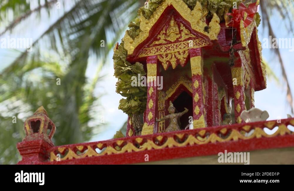 Gold house Stock Videos & Footage - HD and 4K Video Clips - Alamy
