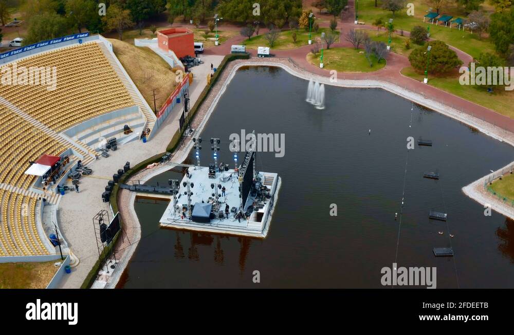 Lago leon Stock Videos & Footage - HD and 4K Video Clips - Alamy