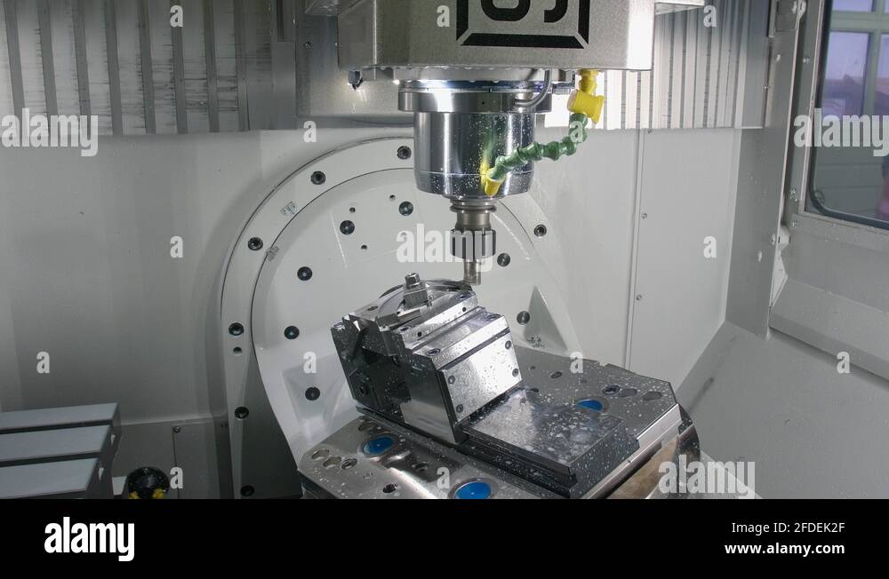 Lathe and milling CNC machine 3d multi axis full automatic at work.Nr.2 ...