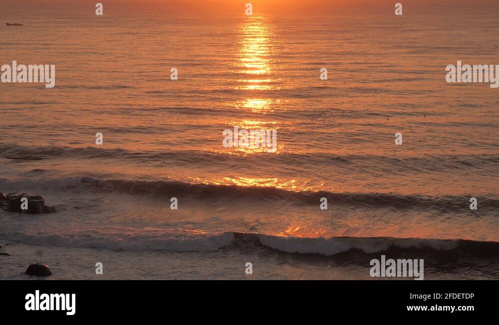 Rising sun beach Stock Videos & Footage - HD and 4K Video Clips - Alamy