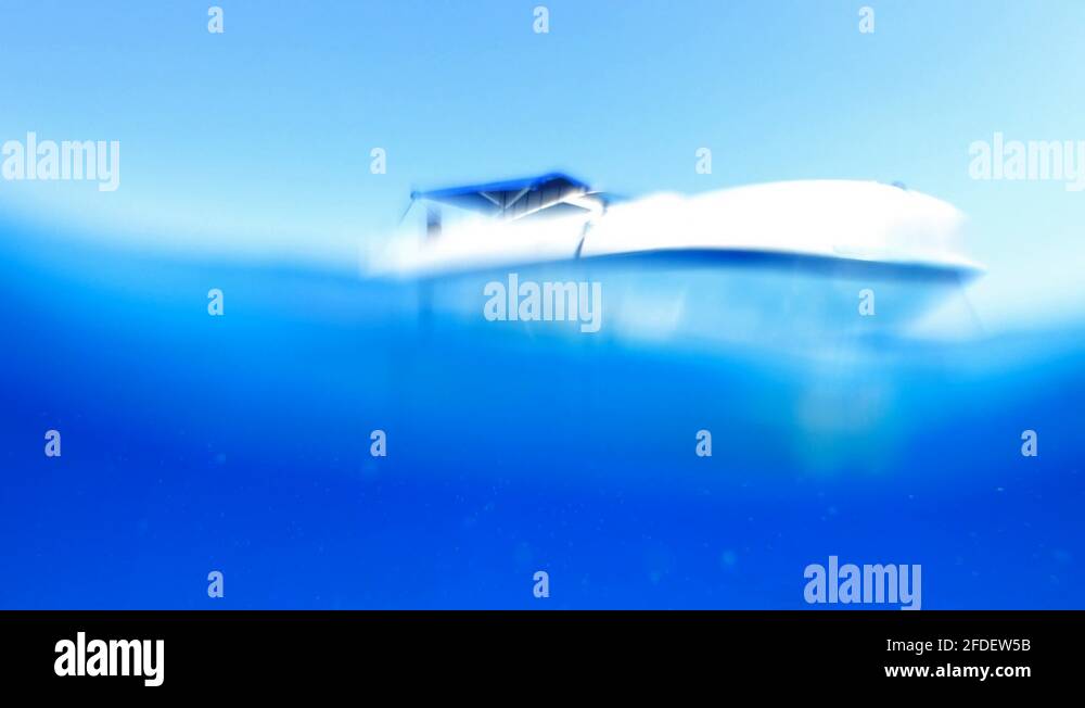 Ocean split level Stock Videos & Footage - HD and 4K Video Clips - Alamy