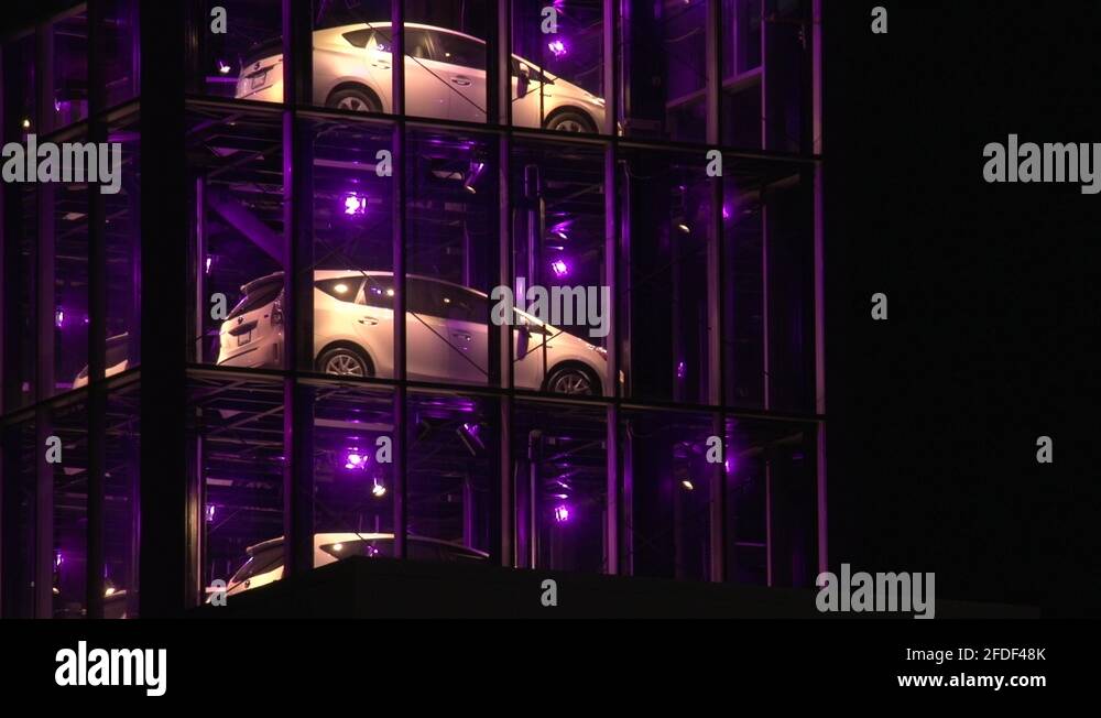 Vertical colour Stock Videos & Footage - HD and 4K Video Clips - Alamy