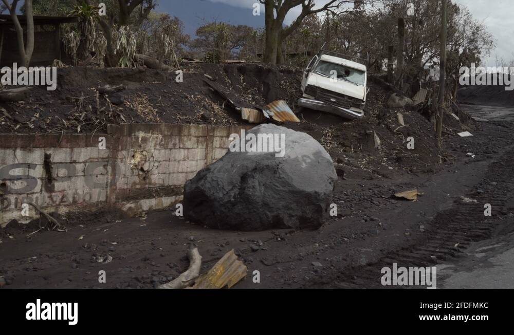 Pyroclastic flow Stock Videos & Footage - HD and 4K Video Clips - Alamy