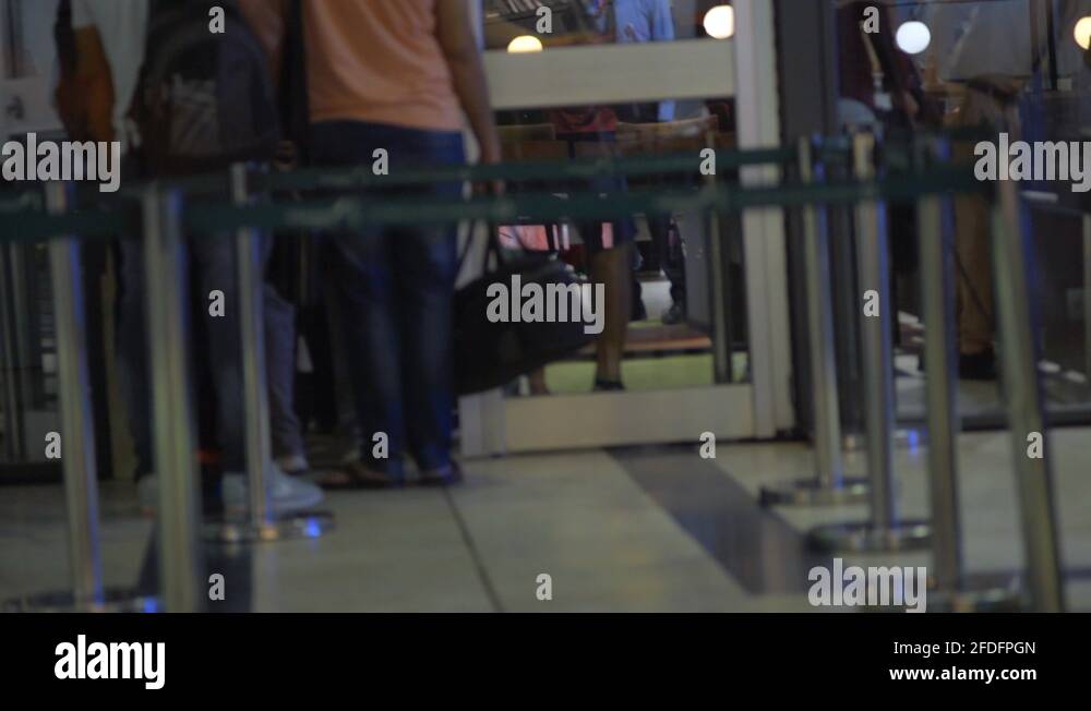 Boarding airplane Stock Videos & Footage - HD and 4K Video Clips - Alamy