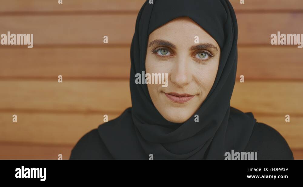 Red headscarf Stock Videos & Footage - HD and 4K Video Clips - Alamy