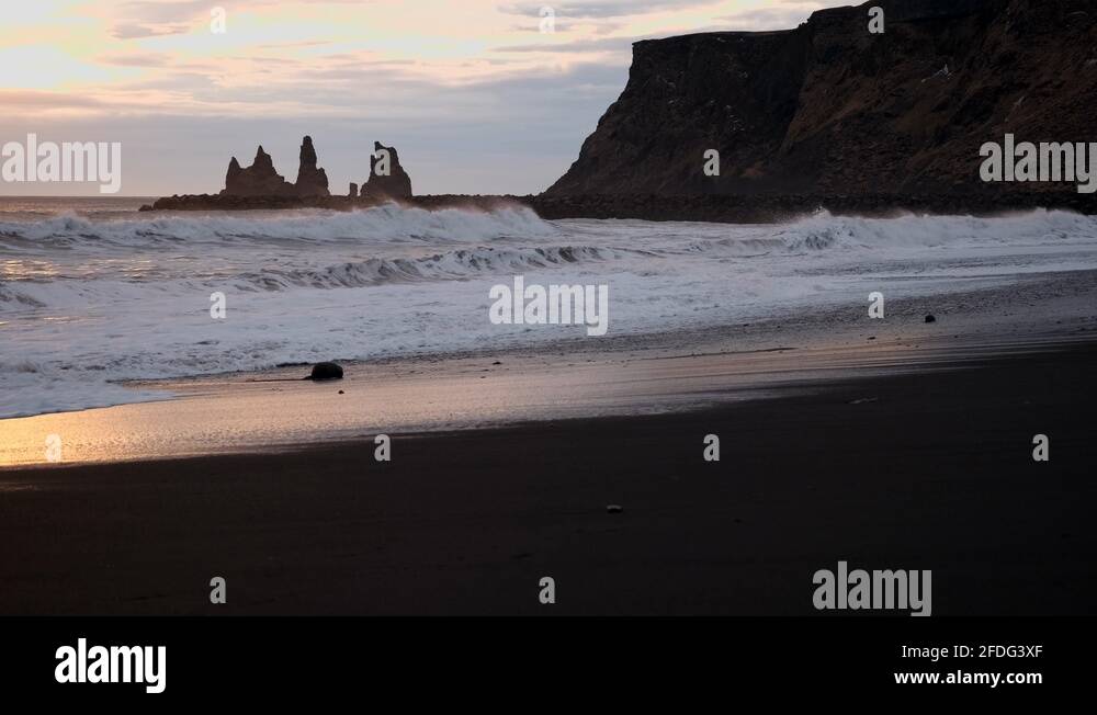 Iconic landforms Stock Videos & Footage - HD and 4K Video Clips - Alamy