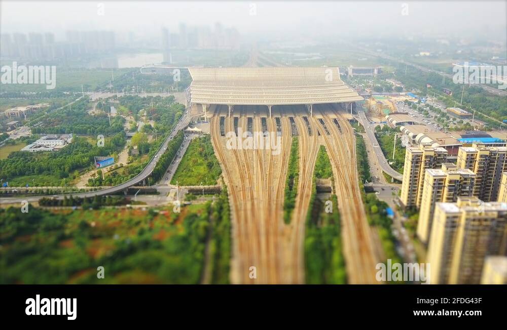 Wuhan rail transit Stock Videos & Footage - HD and 4K Video Clips - Alamy