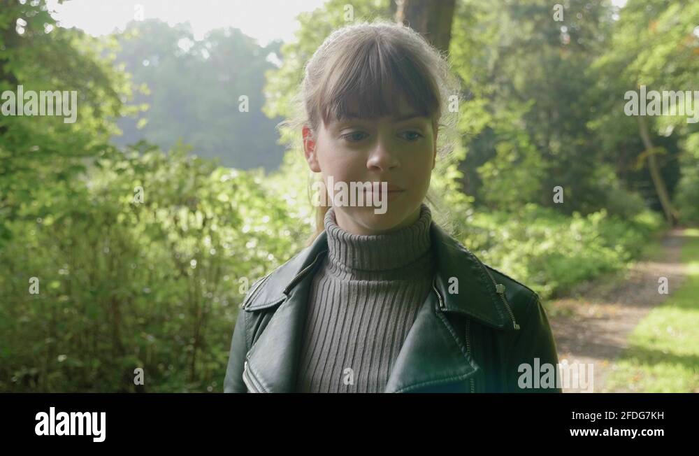 Glow trail Stock Videos & Footage - HD and 4K Video Clips - Alamy