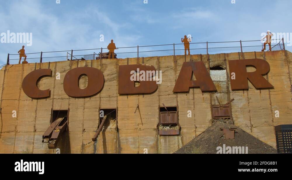 Outback touring Stock Videos & Footage - HD and 4K Video Clips - Alamy