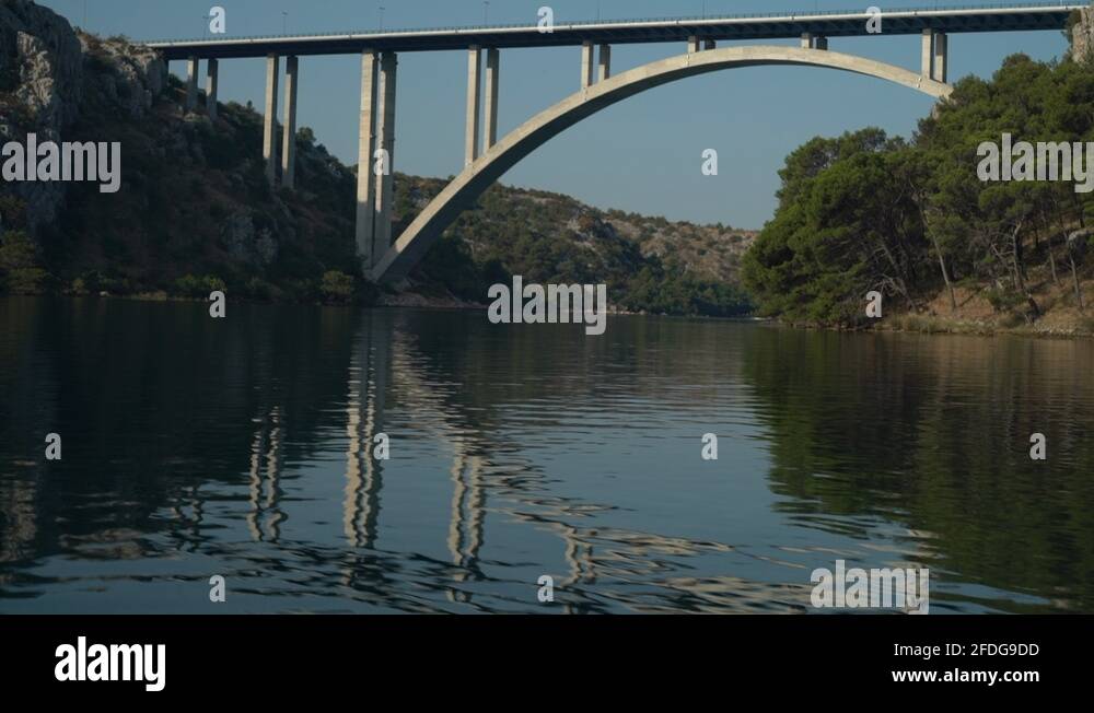 Rigid frame bridge Stock Videos & Footage - HD and 4K Video Clips - Alamy