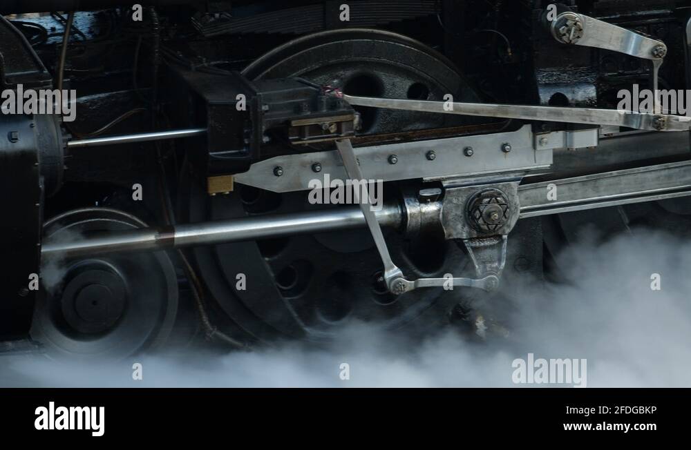 Coupling locomotive Stock Videos & Footage - HD and 4K Video Clips - Alamy